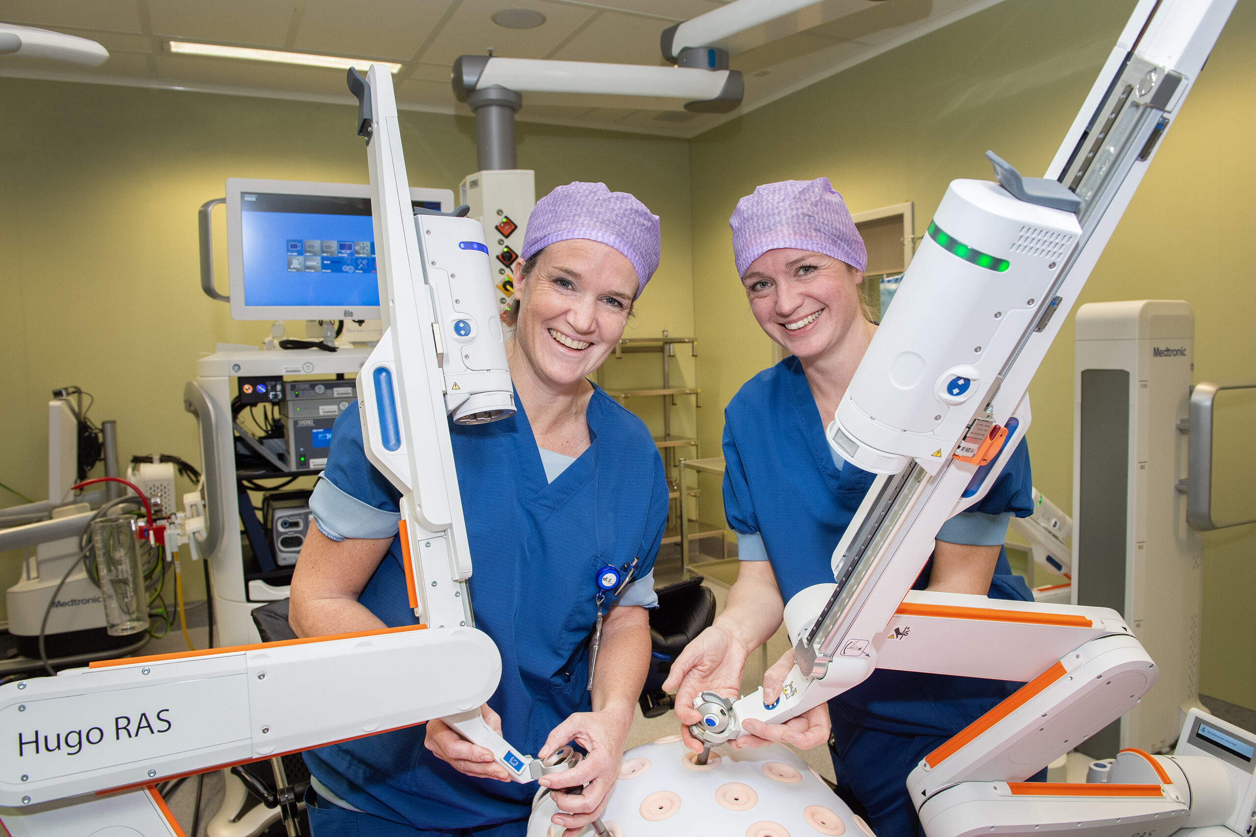 Eerste operatie in ETZ met robot Hugo - Dr. Sunshine I Platform voor ...